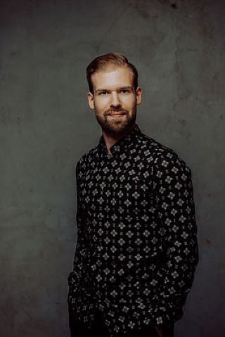 Kai Strobel | Adams Artist